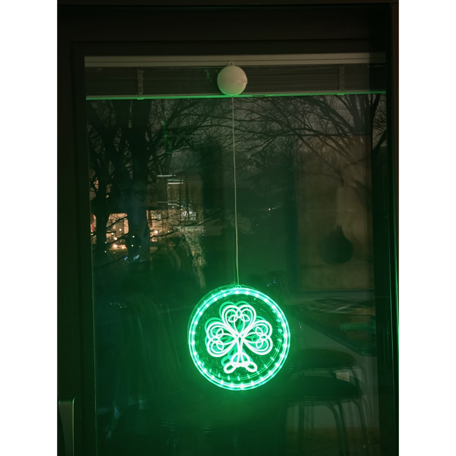CELTIC SHAMROCK LIGHTED WINDOW ORNAMENT: Bridgets of Erin